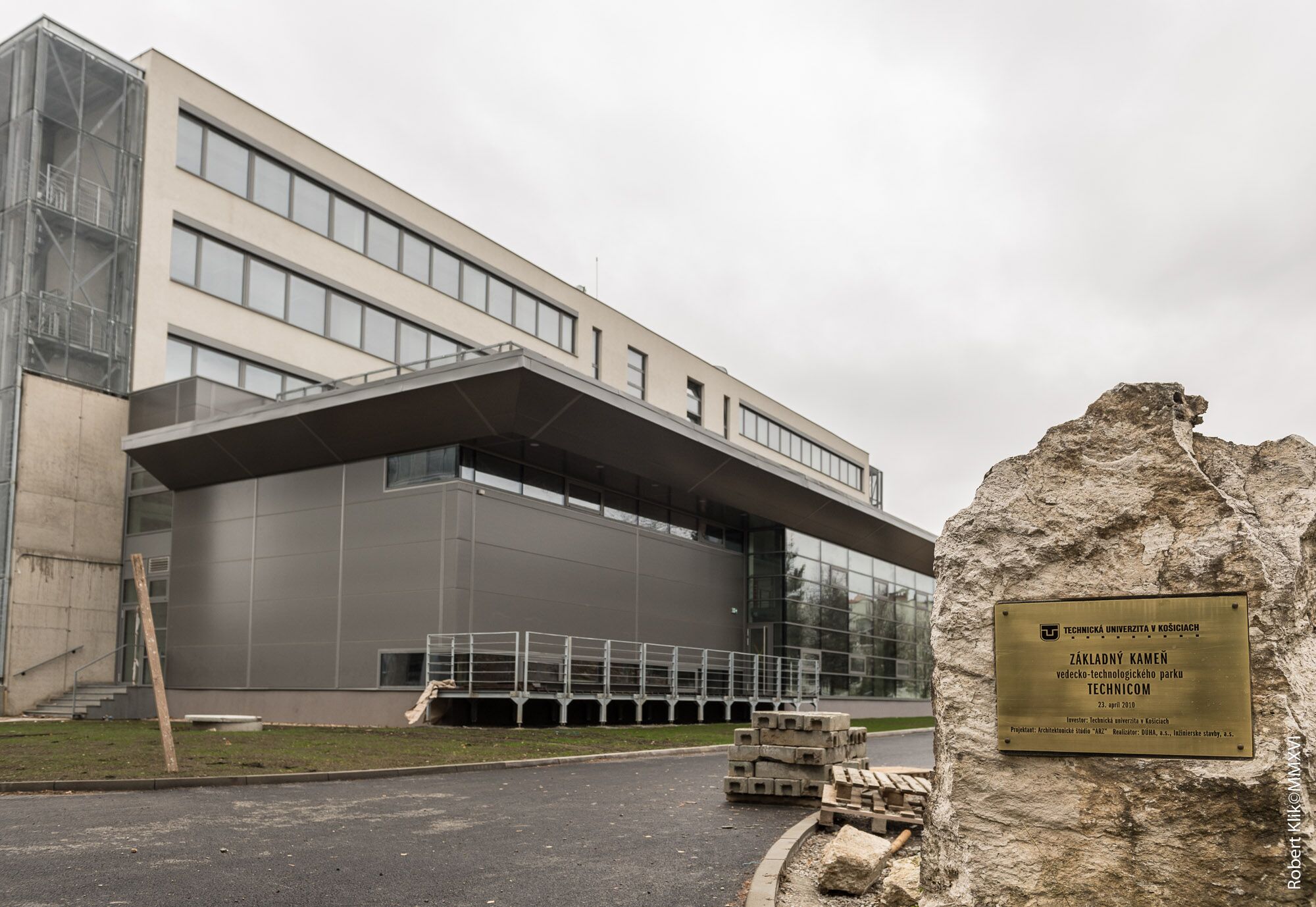 Univerzitný vedecký park TECHNICOM pre inovačné aplikácie s podporou znalostných technológií ...